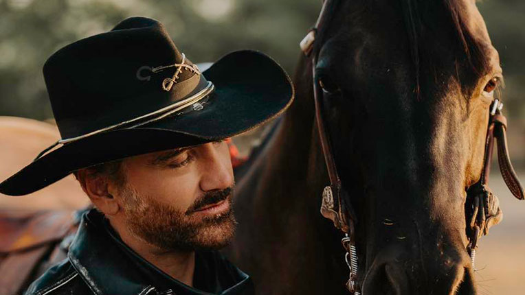 Alejandro Fernández presenta su nuevo disco ‘Te llevo en la sangre ...